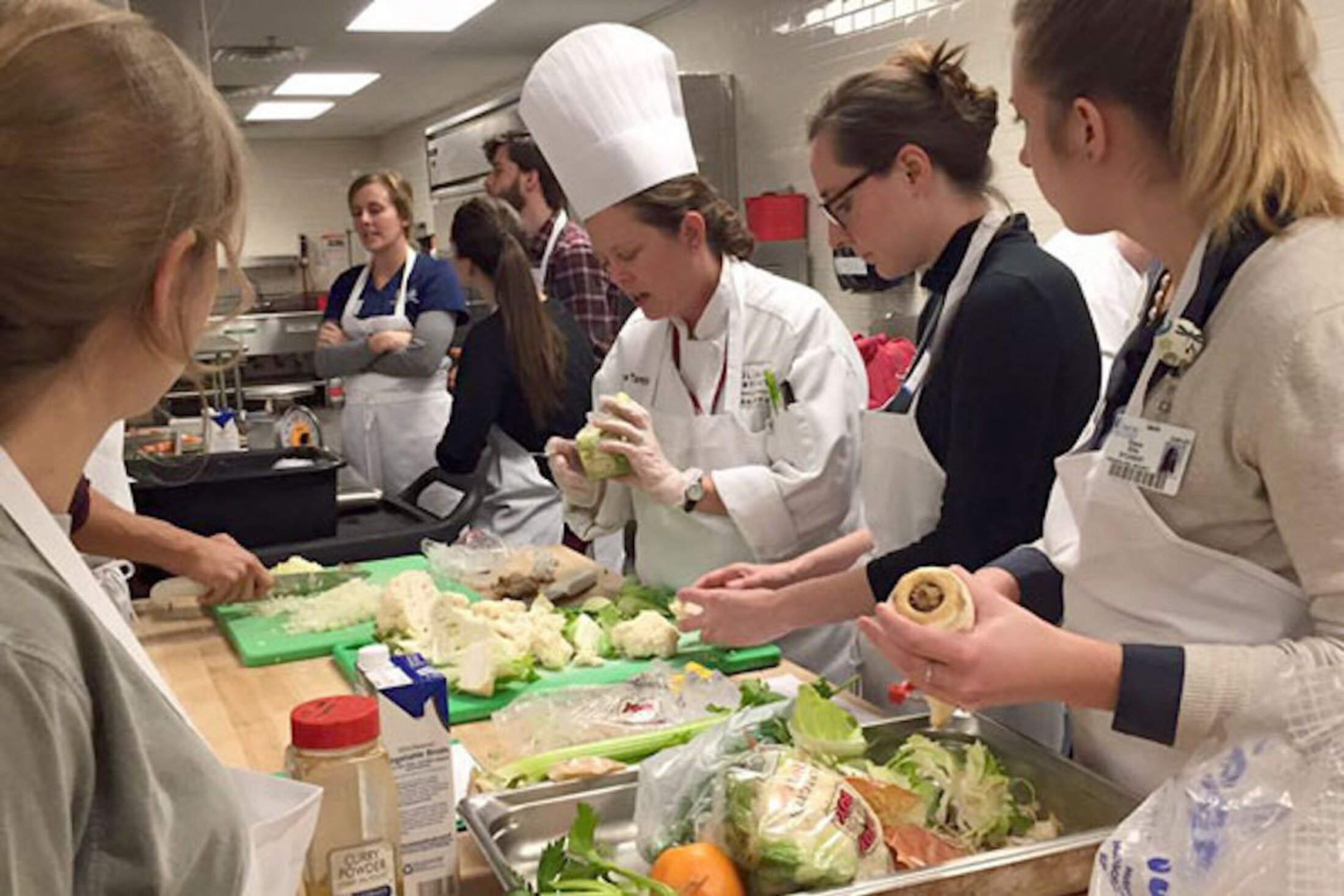 MUSC students learn the healing power of food | MUSC