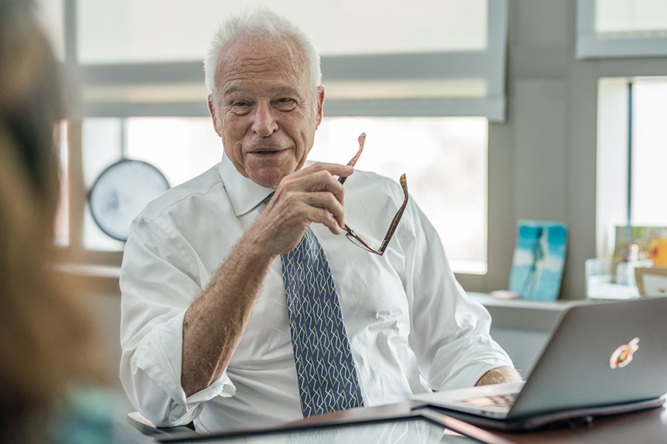 Professor emeritus honored with humanitarian award | MUSC