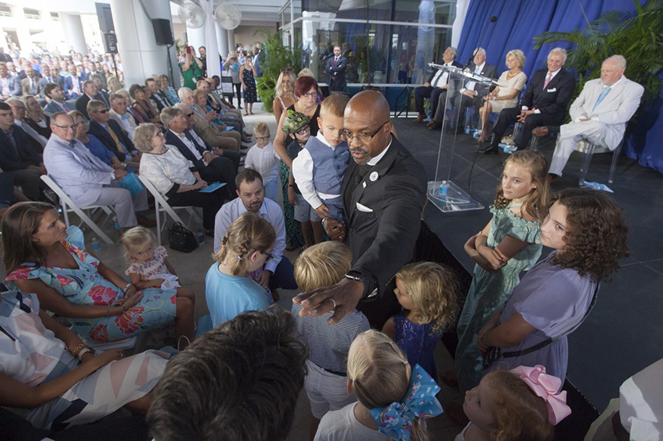 Community dedicates new children’s and women’s hospital | MUSC
